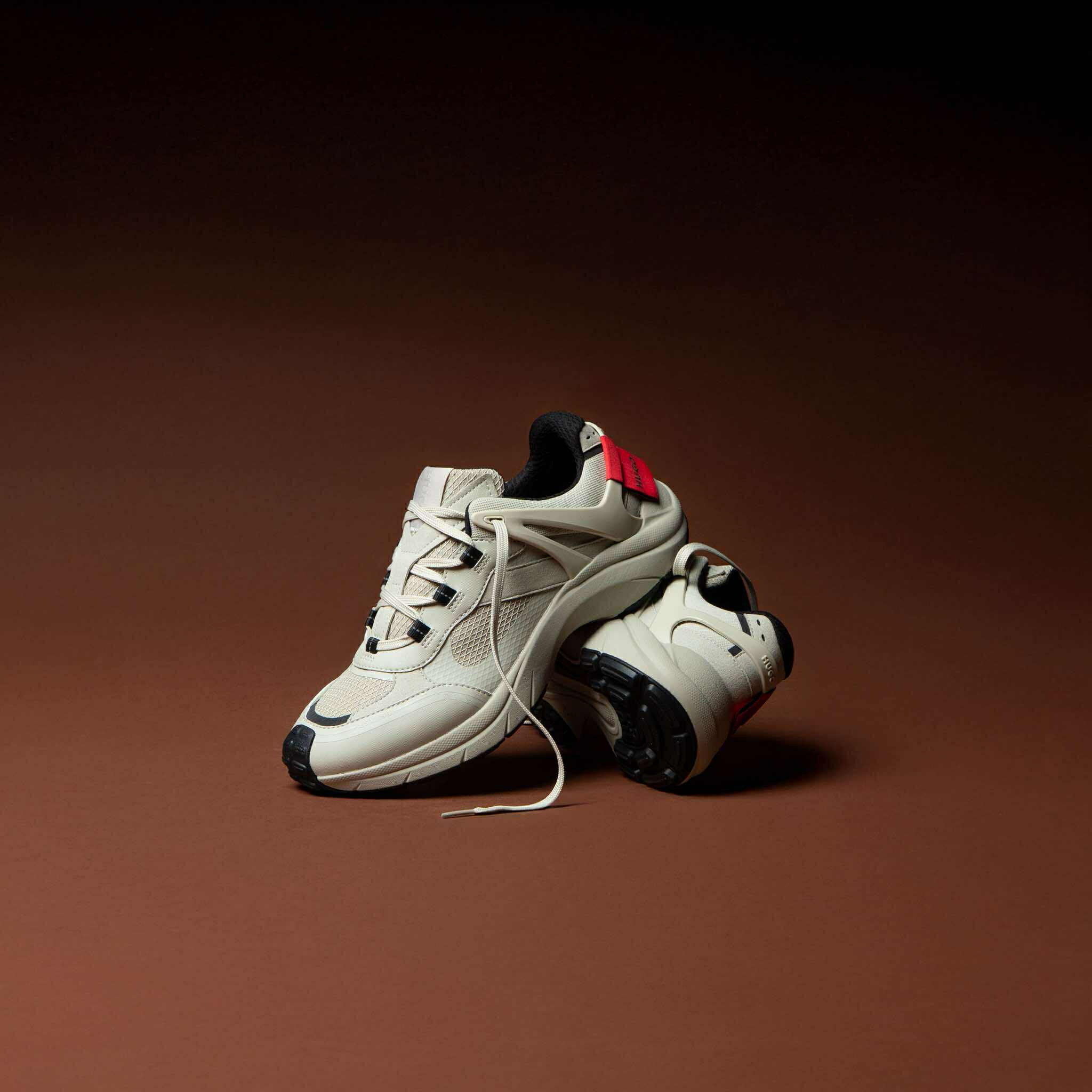 Soul -HUGO MEN RED GO2 MEMF OPEN BEIGE